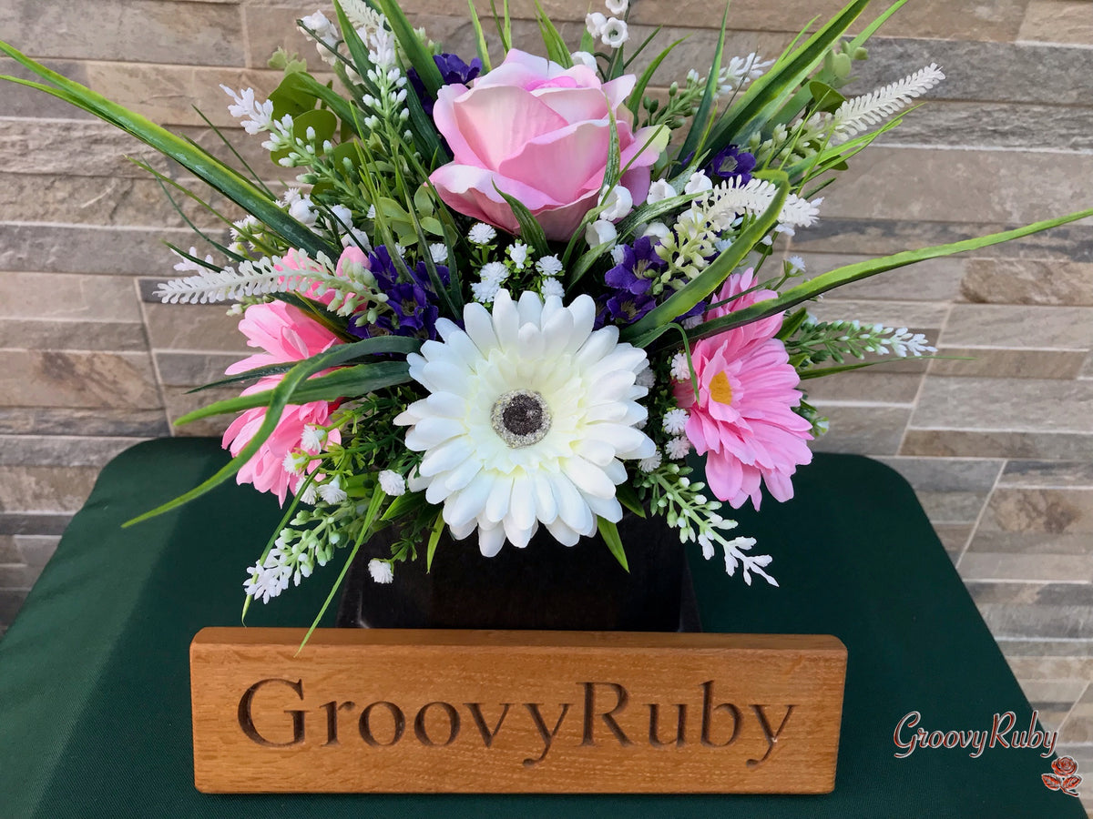 Never Forget – GroovyRuby Floral Tributes
