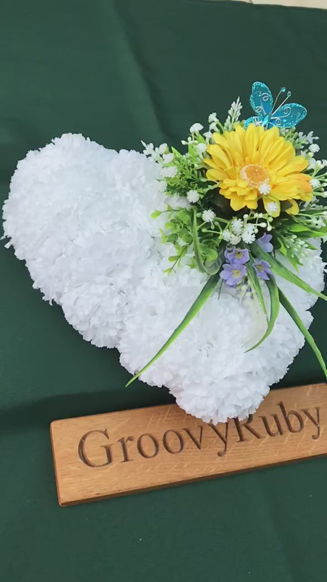 Sunshine Yellow Simplicity Heart Tribute – GroovyRuby Floral Tributes